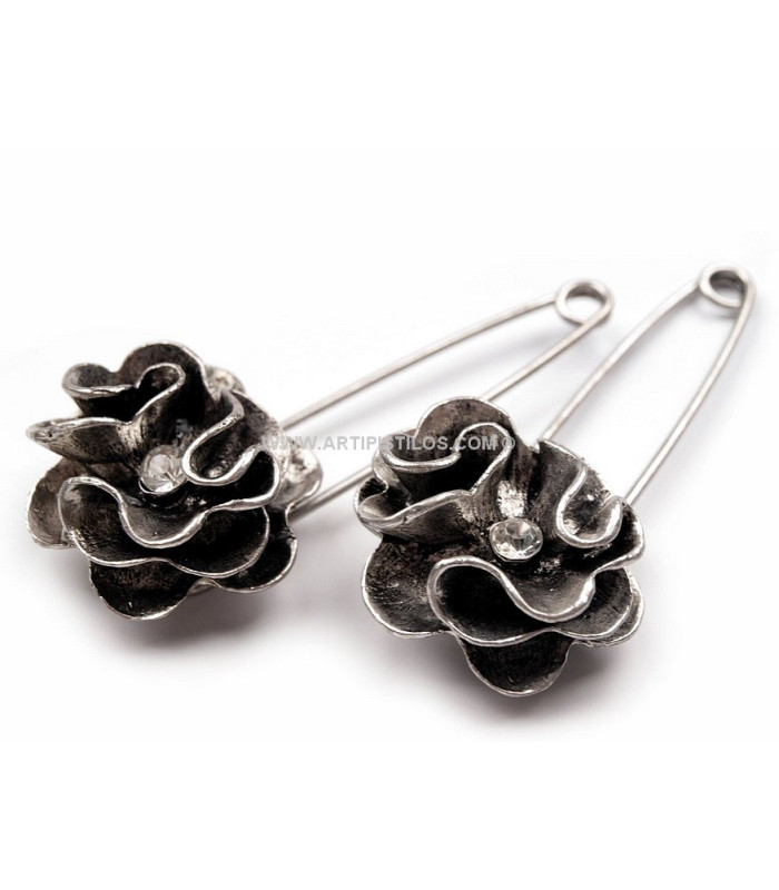 METALLIC BROOCH WITH STRASS - Metallic Brooches - Materials for ...